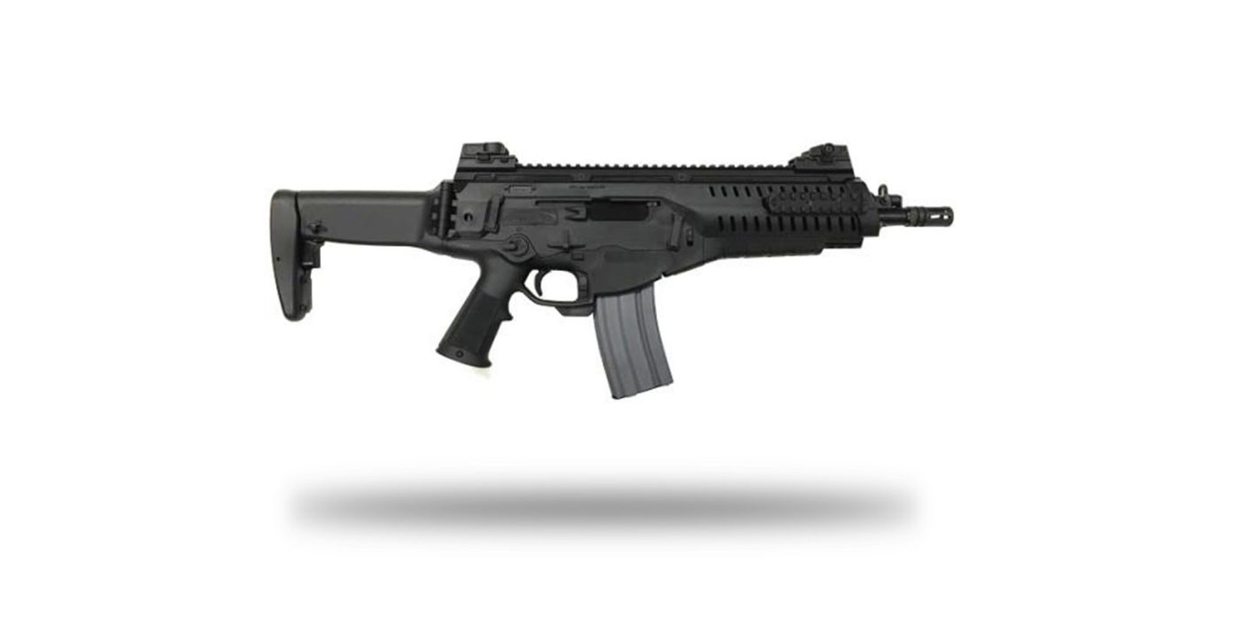 Shoot the Beretta ARX-100 Assault Rifle | Battlefield Vegas