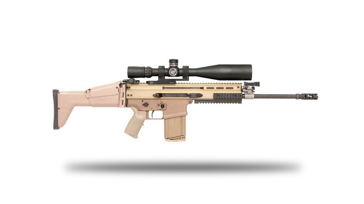 Shoot The FN SCAR-H Sniper Rifle | Battlefield Vegas!