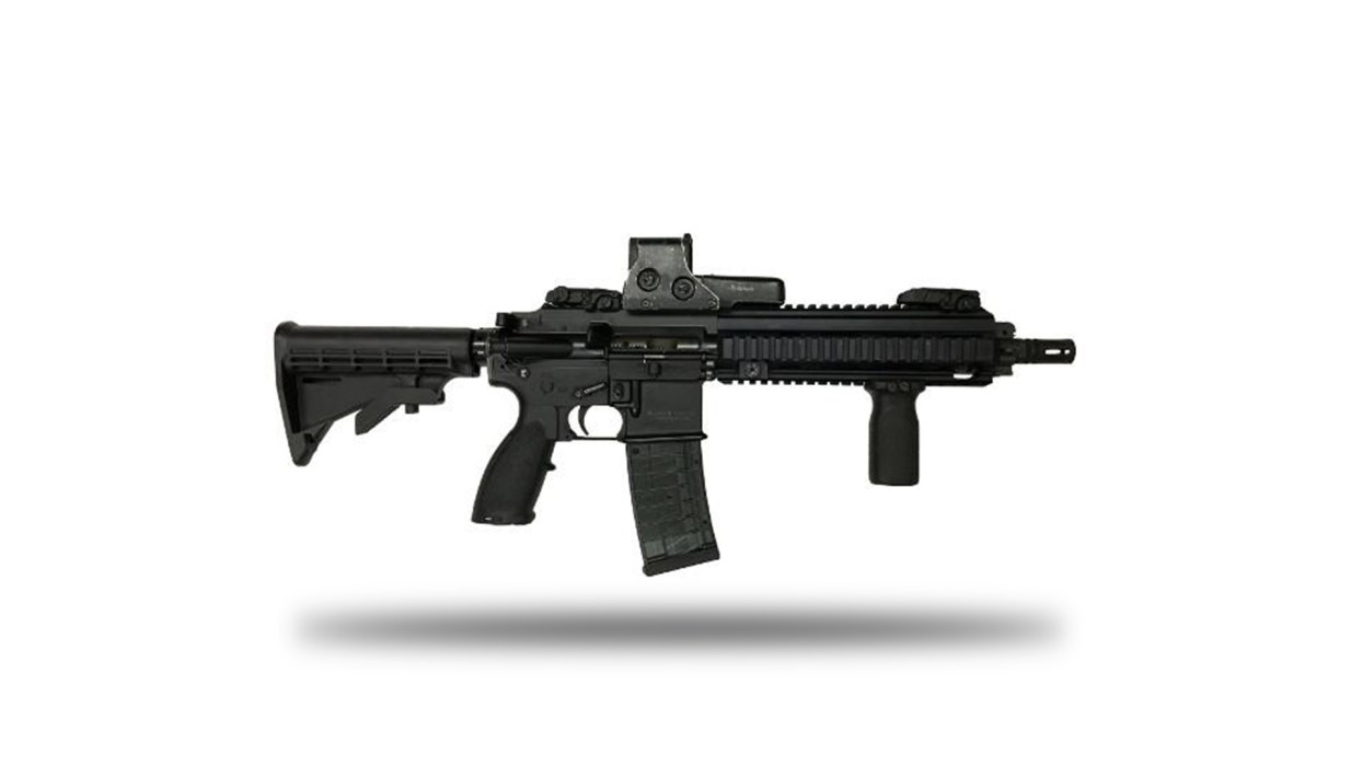 Shoot the HK 416 Assault Rifle | Battlefield Vegas